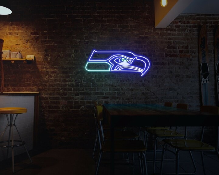 Street Lamp Neon Sign - Clever Design with more Illumination